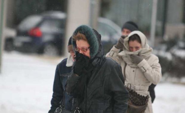 Alertă meteo! Vreme rece și ploi în mai multe zone din țară. La munte ...