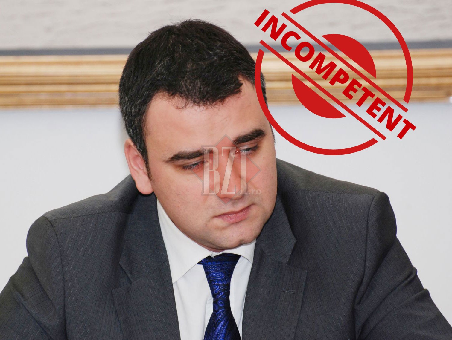 Dăm exemplu de proști: Marius Bodea, senatorul USR Iași, s-a făcut de ...