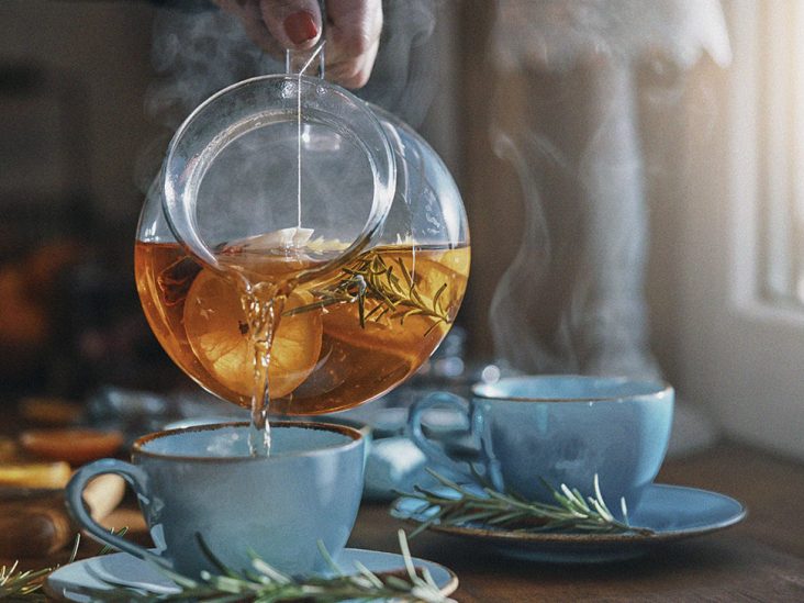 5 ceaiuri bune pentru scăderea glicemiei. Cu ce o ții sub control