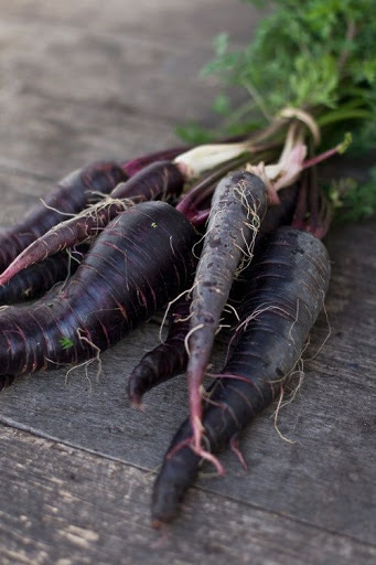 Morcov negru: Care sunt beneficiile și cum se gătește