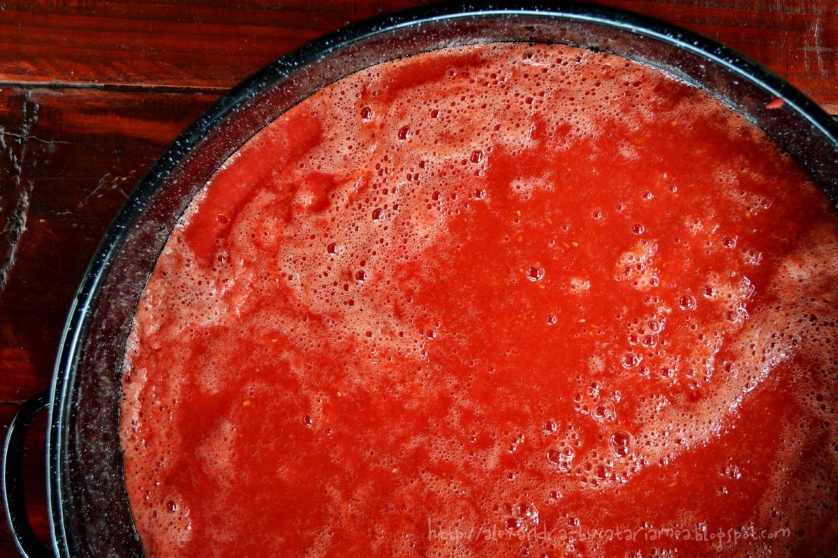 O femeie băută a suferit arsuri de gradul II și III. A scăpat o oală cu ...