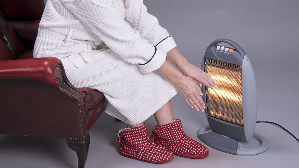 Mâini și picioare reci: Cât de grav este acest simptom și care sunt ...