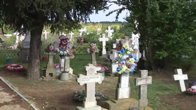 Mesaje scurte de scris pe cruce: Cum să-ți omagiezi ruda trecută în ...