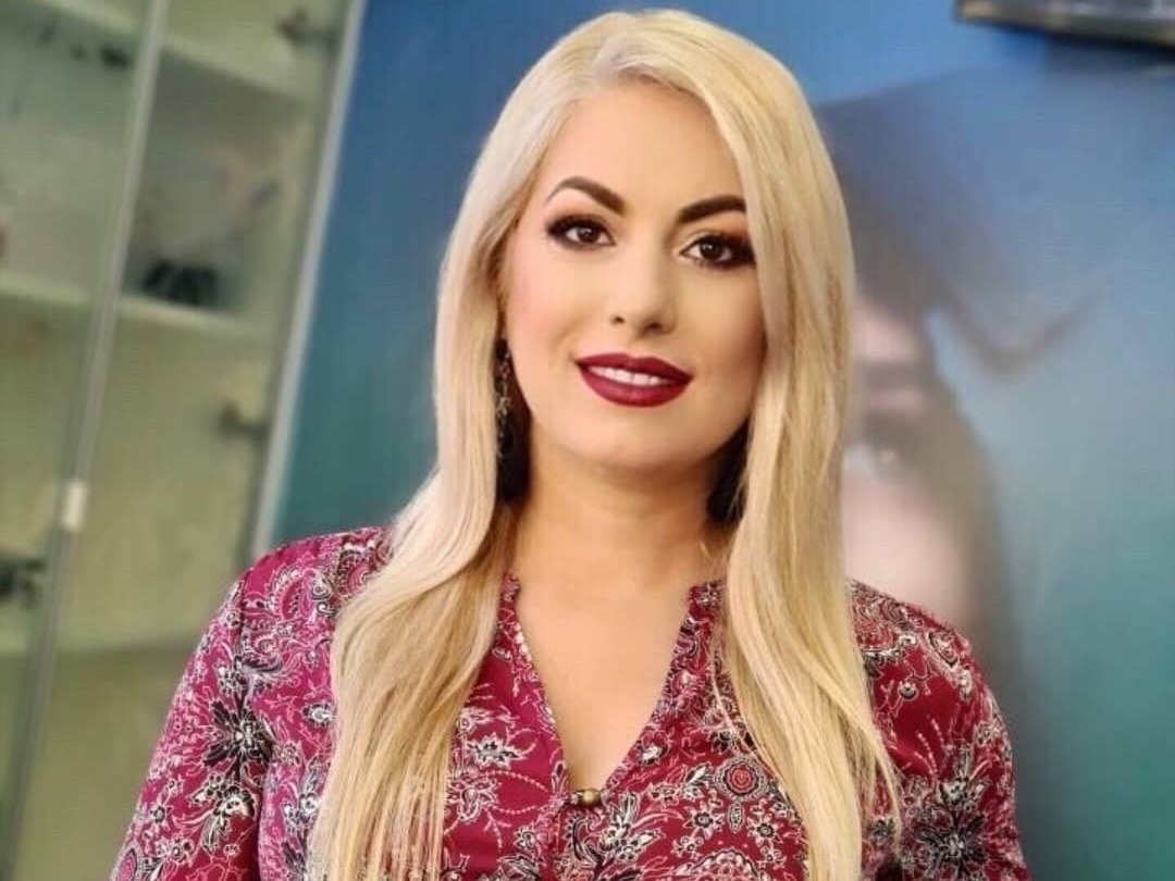 Cine este Ornela Pasăre. Ce legătură există între frumoasa artistă și ...