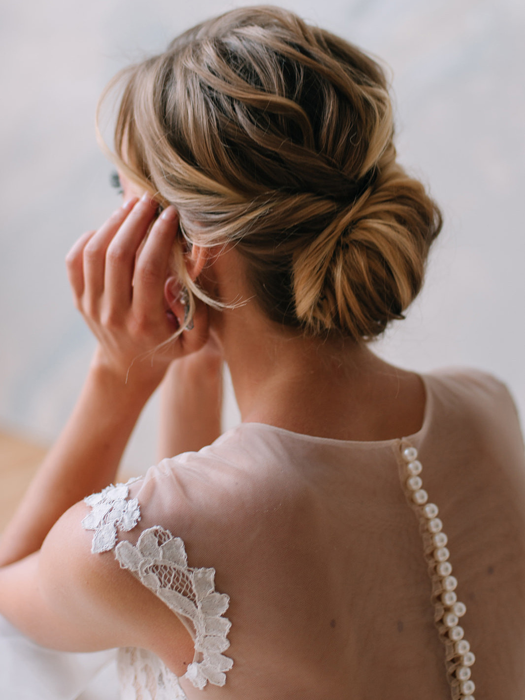 Coc de nuntă: Sfaturi pentru un look de mireasă reușit