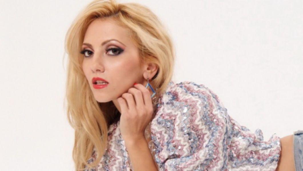 Simona Nae a devenit mamă pentru prima oară. De ce artista a ascuns ...