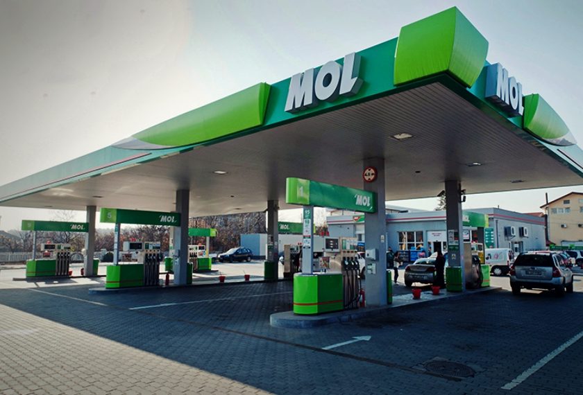 MOL România a fost dată în judecată de Primăria Capitalei. Ce acuzaţii îi