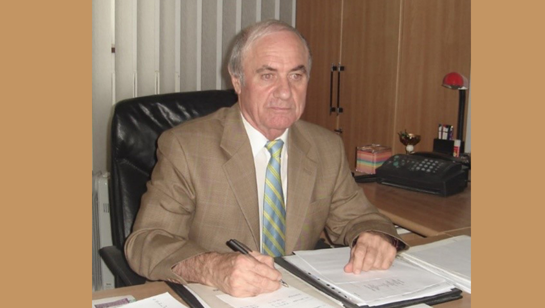 Profesorul Ioan Macovei, la optzeci de ani • Buna Ziua Iasi • BZI.ro