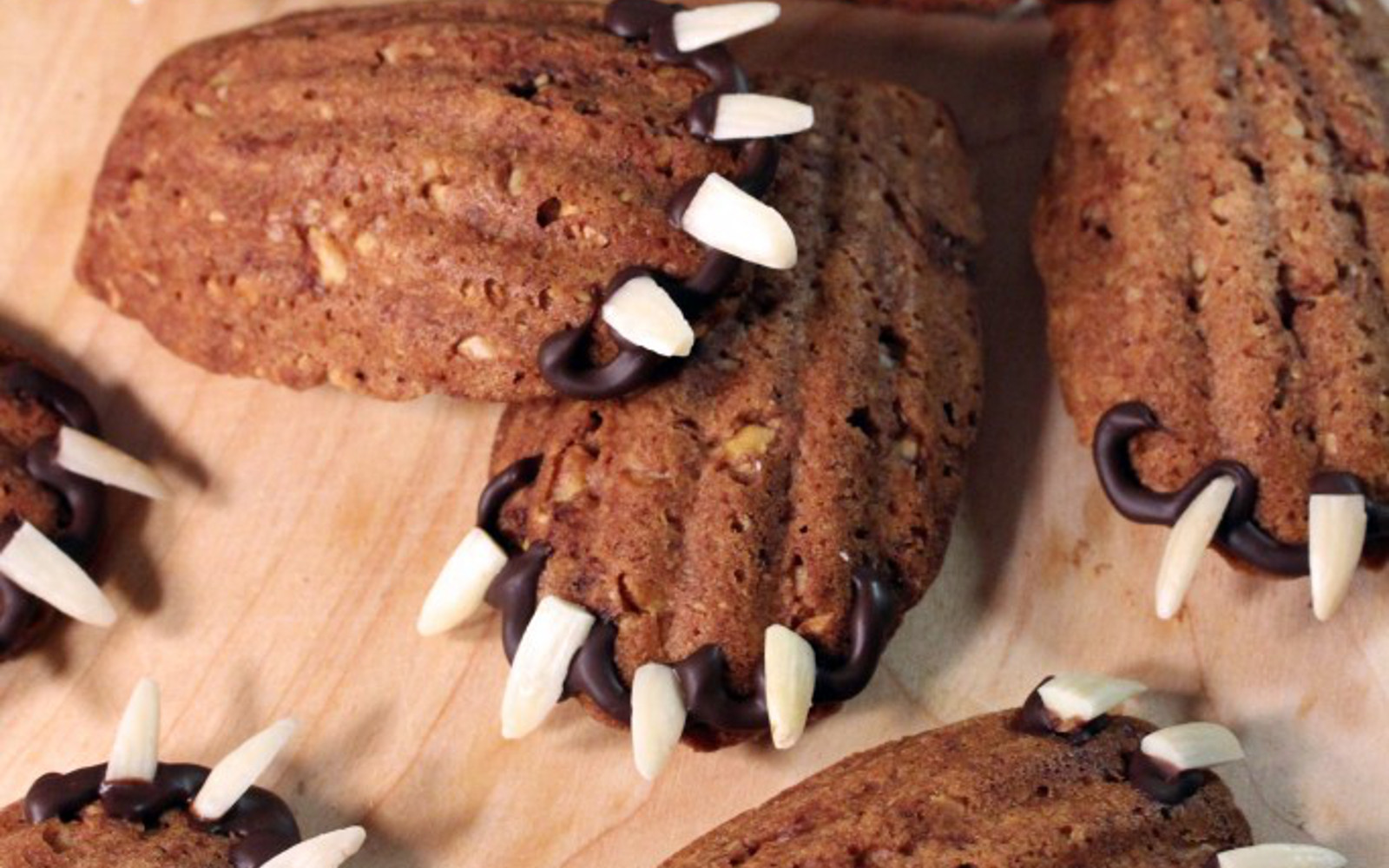 Biscuiții „labă de urs”, un deliciu pentru cei mici. Rețetă simplă și ...