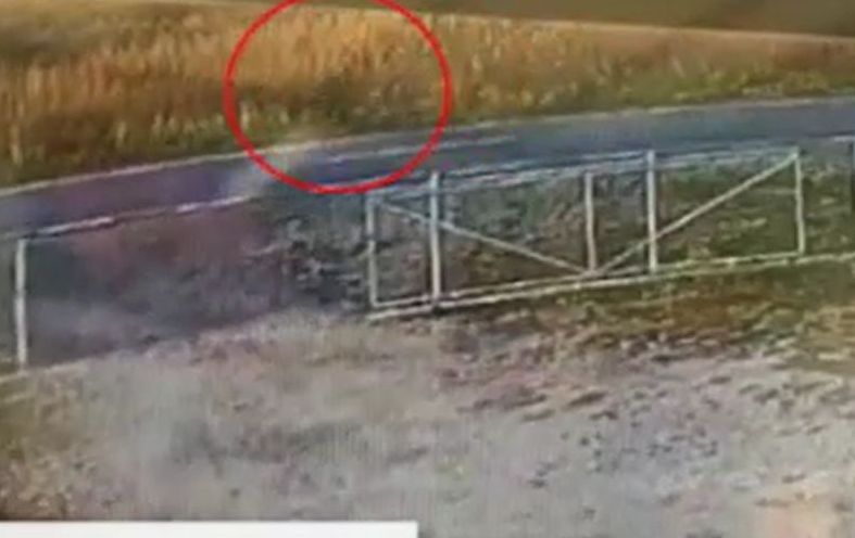 Spulberat de o maşină, un bărbat a fost găsit mort într-un şanţ