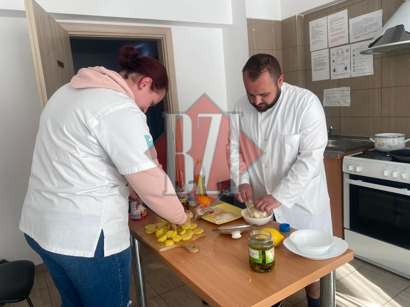 Imagini spectaculoase de la concursul gastronomic „Studenţi la cuţite”, organizat de USV Iaşi ...