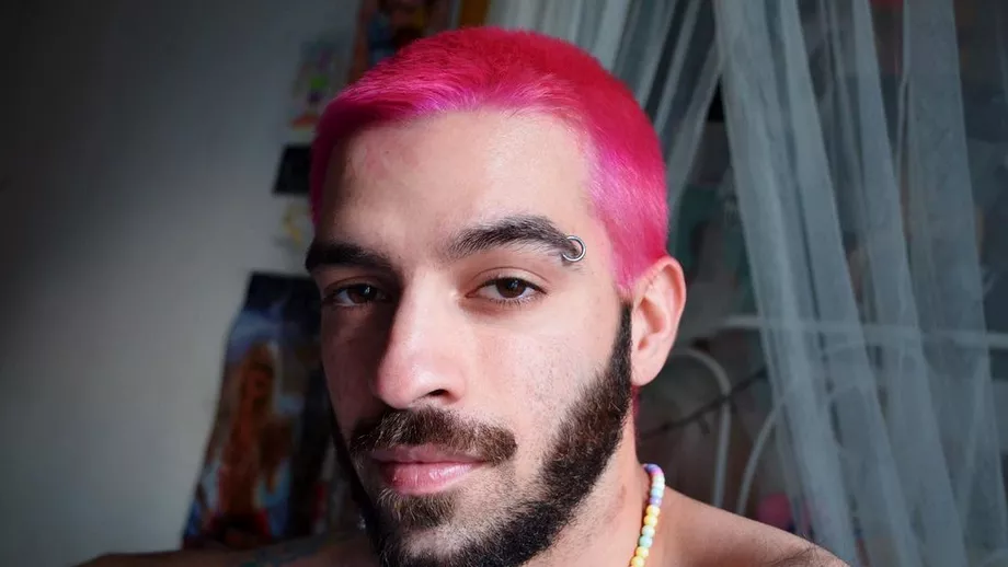 David Pușcaș, fiul adoptiv al Luminiței Anghel, s-a confruntat cu ...