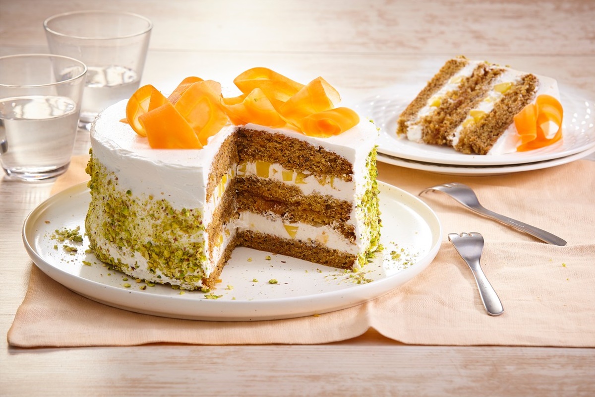 Tort cu morcovi. Cum să pregătești cea mai delicioasă glazură pentru ...