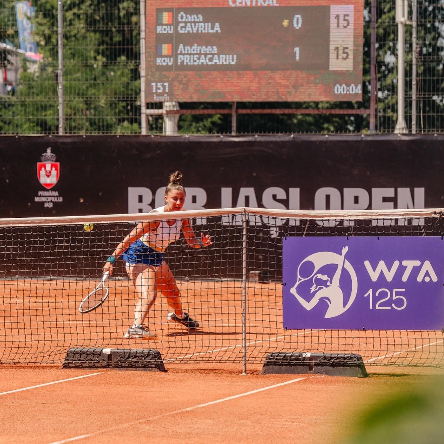 Andreea Prisăcariu și Anca Todoni s-au calificat în optimile turneului ...