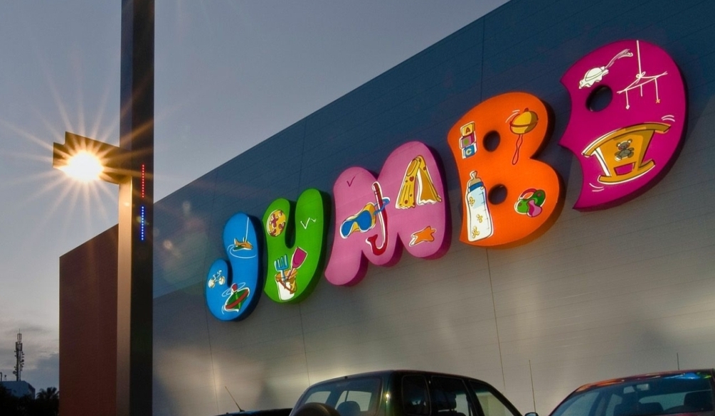 Surpriză pentru ieșeni! Magazinul Jumbo s-a deschis în această seară ...