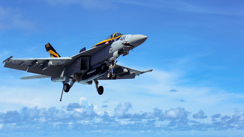 Avioane de vânătoare americane au lovit ținte militare din Siria ...