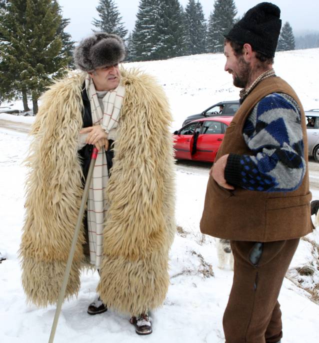 Cojocul de oaie. Între tradiție și funcționalitate