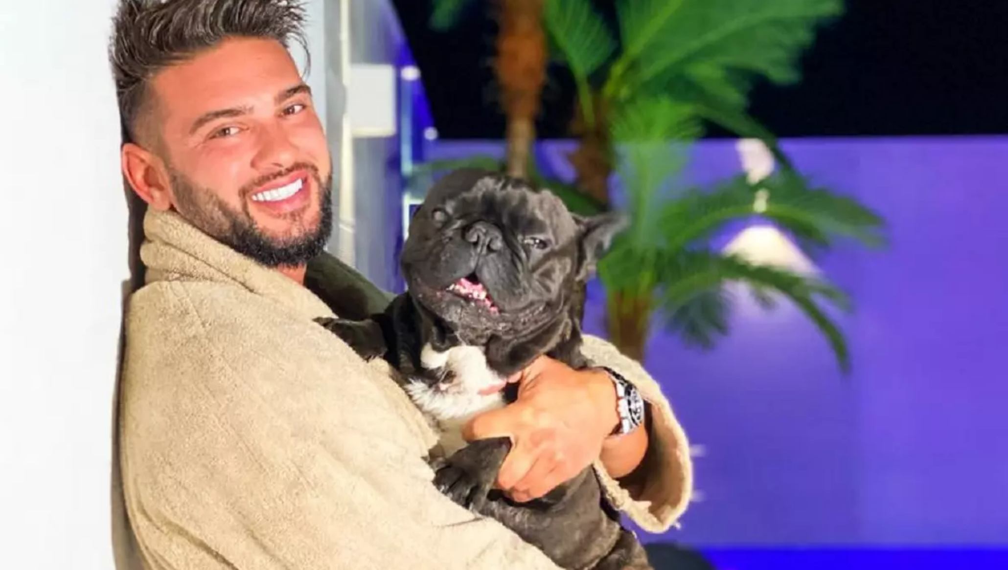 Dorian Popa are o vilă de lux, construită pe placul lui. Locuința se ...