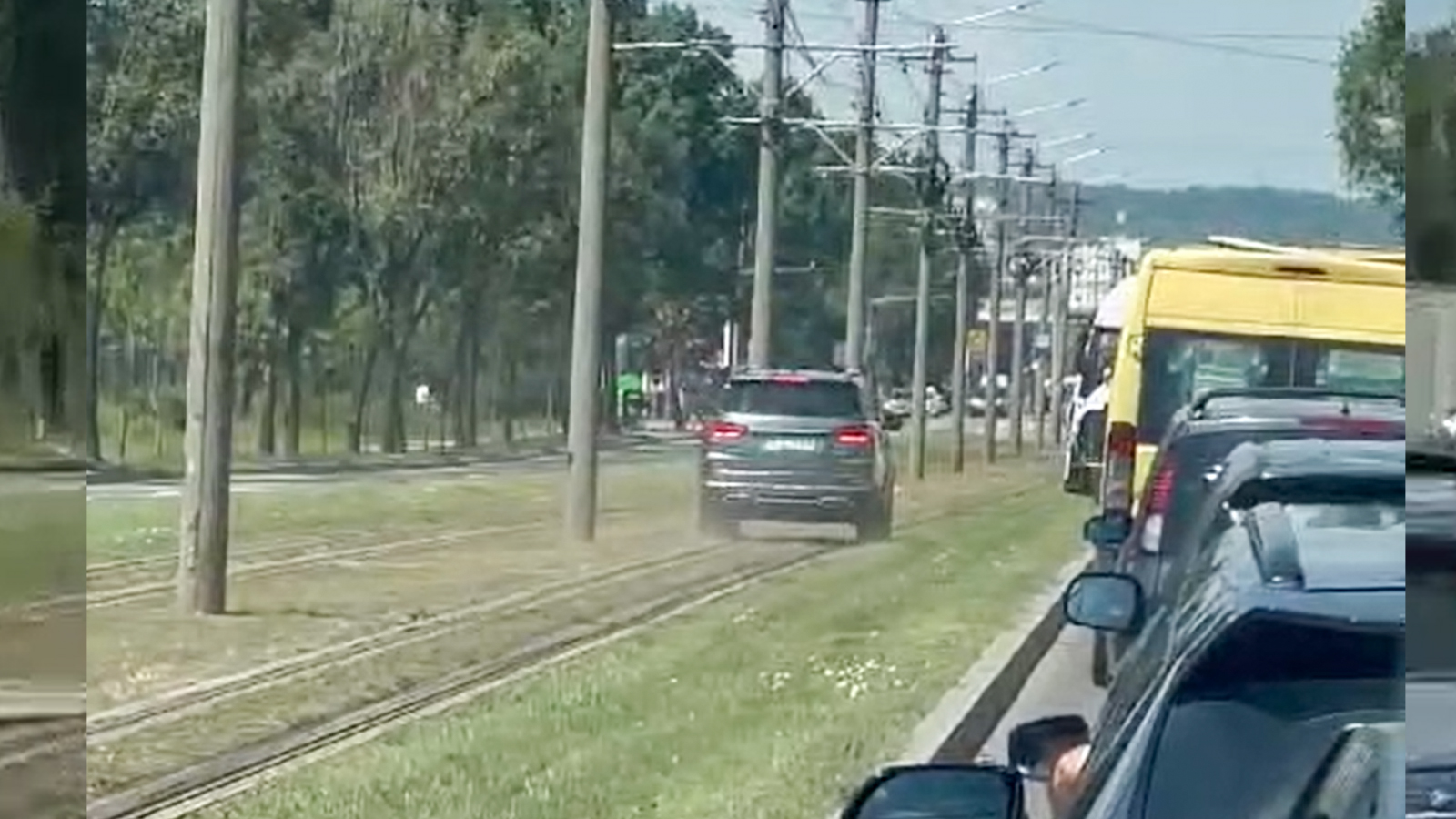 Aroganță extremă în Baza 3. Un șofer a mers direct pe linia