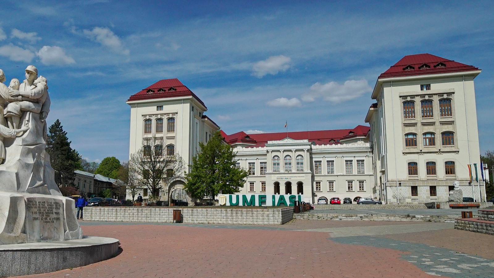 UMF Iași face angajări! Persoanele care doresc