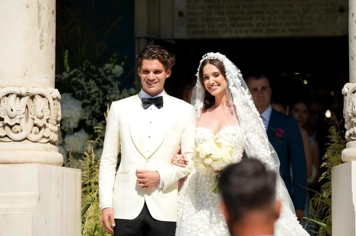 Iată cât a fost darul la nunta lui Ianis Hagi. Invitații au scos din ...